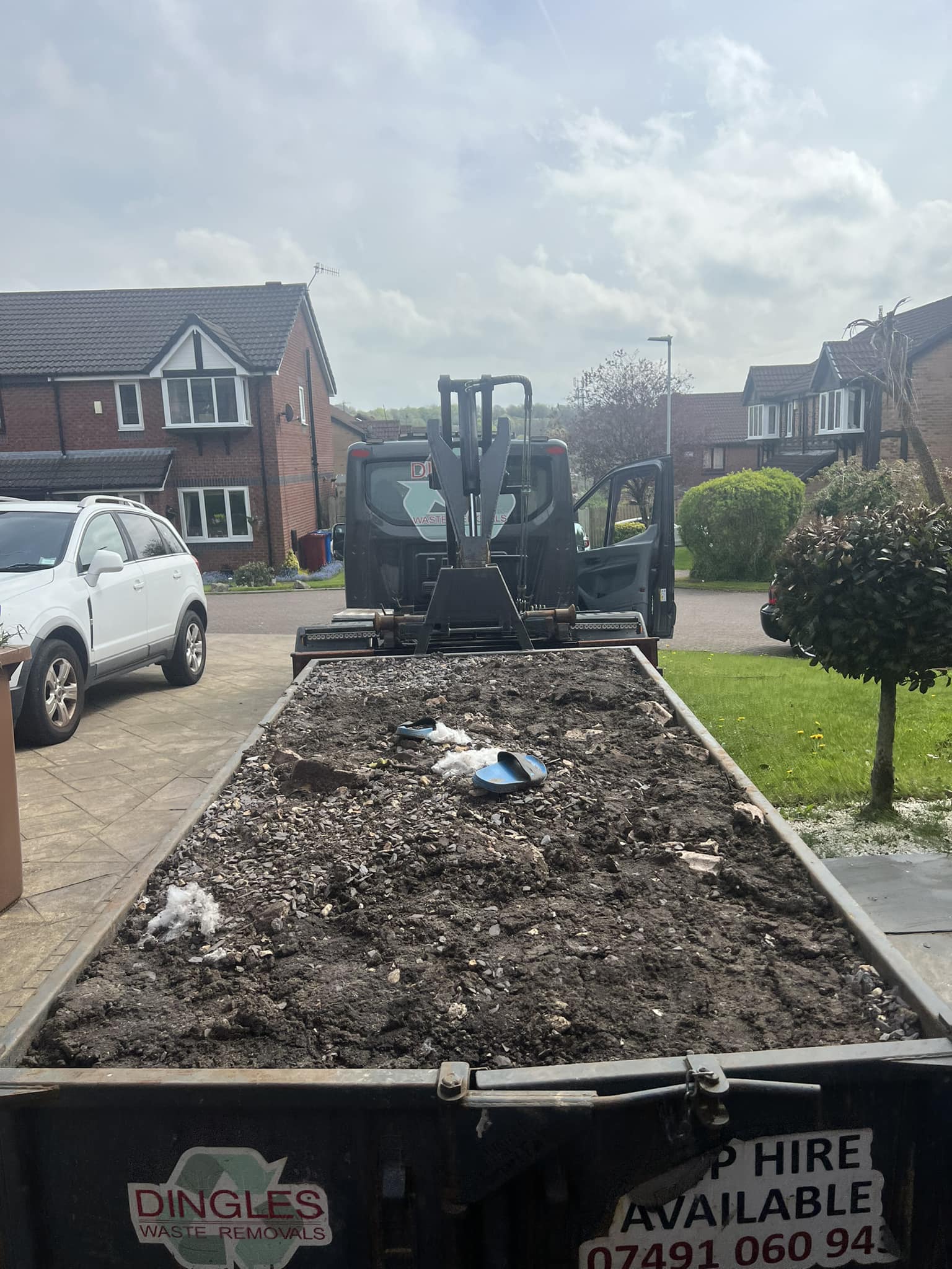 Skip Service Darwen | Dingles Waste Removals | 07491 060943